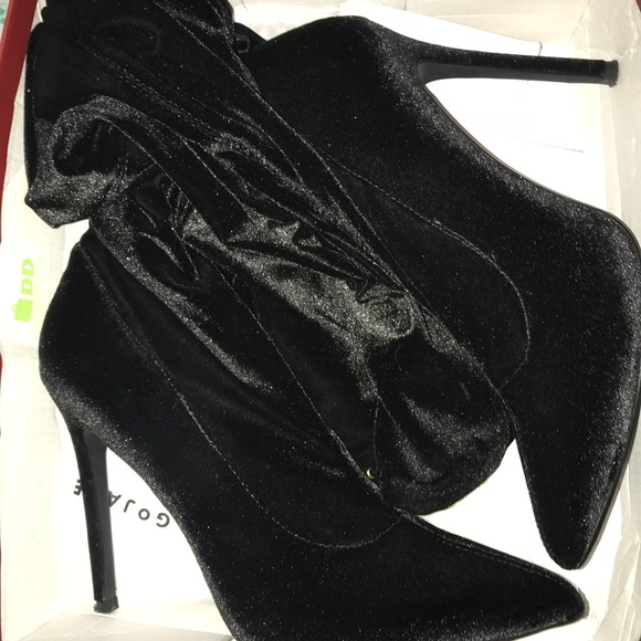 GoJane | Shoes | Velvet Thigh High Boots | Poshmark